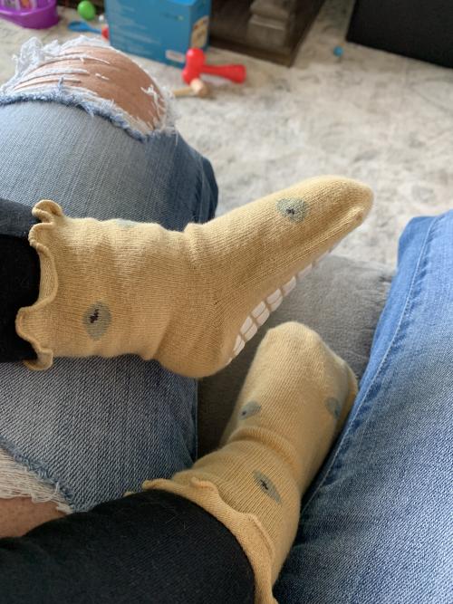 How can playing with toes and objects help a baby's foot development ... How can playing with toes and objects help a baby's foot development ...