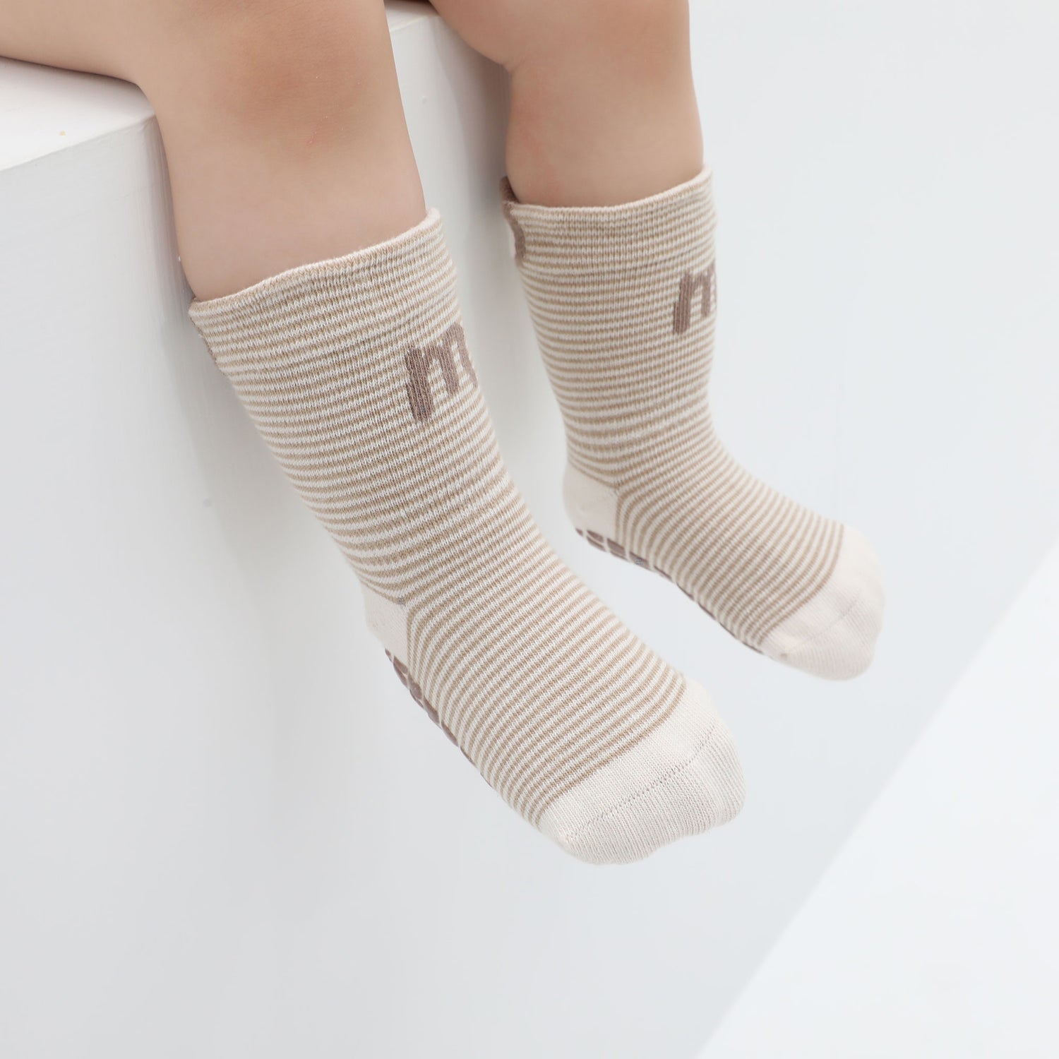 Washing instructions for non-slip socks? – LittleYogaSocks